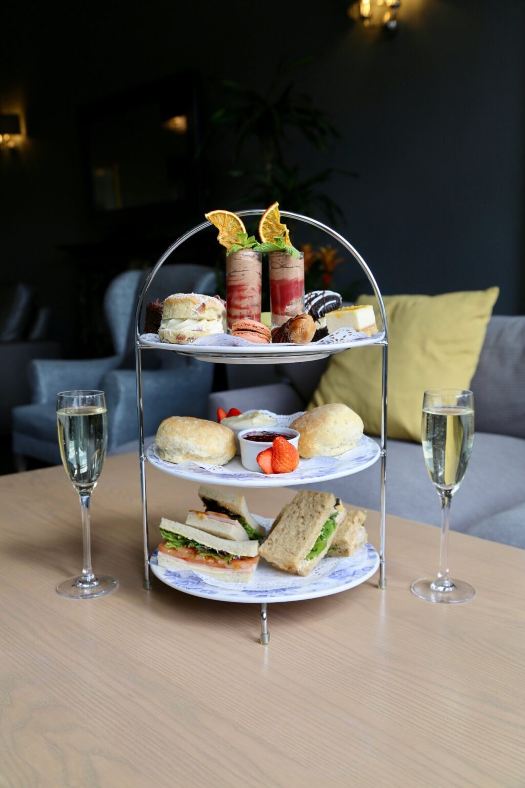 Abbotsford Room | Bar on Princes Street, Edinburgh City Centre